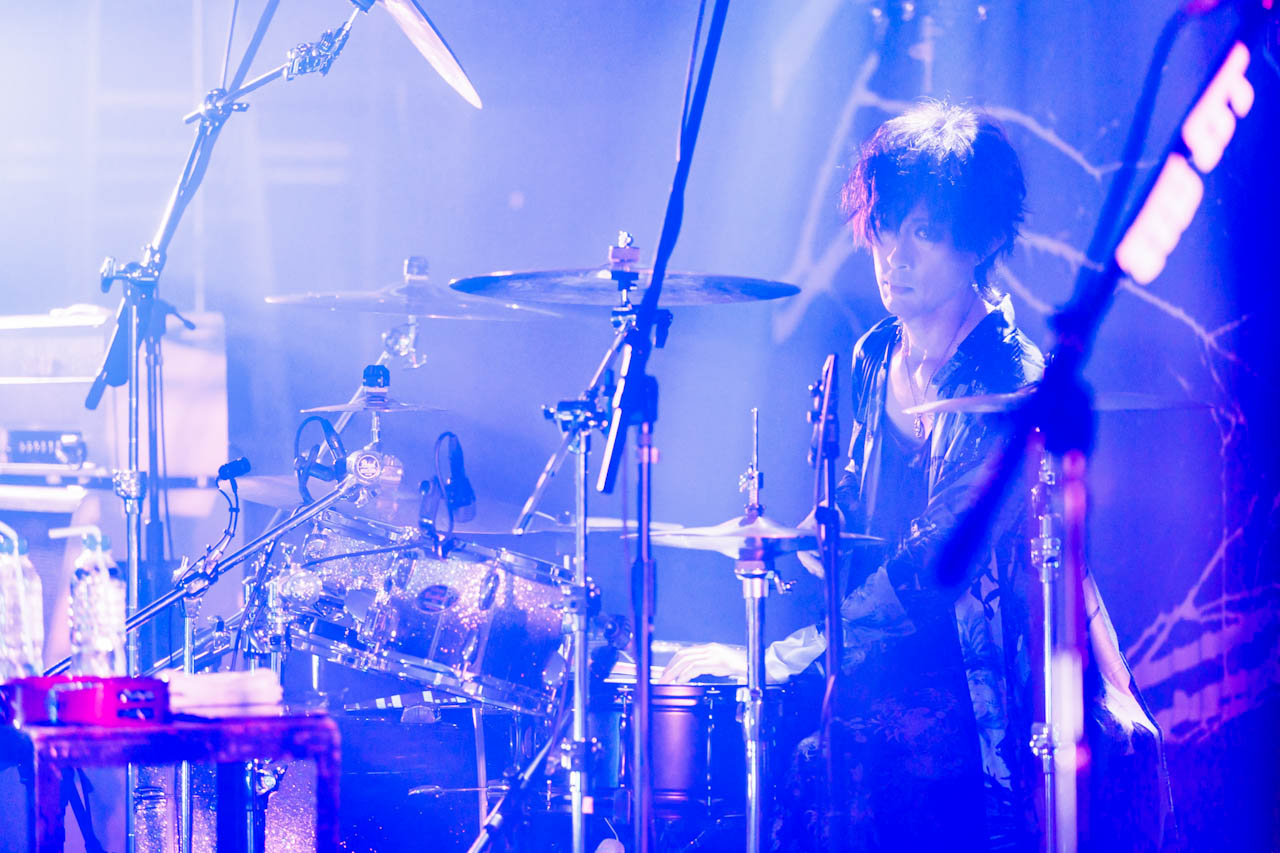 kein 2000年8月21日に名古屋ボトムライン公演をもって解散した伝説のBAND「kein」が22年の時を経て、2022年8月21日 ...