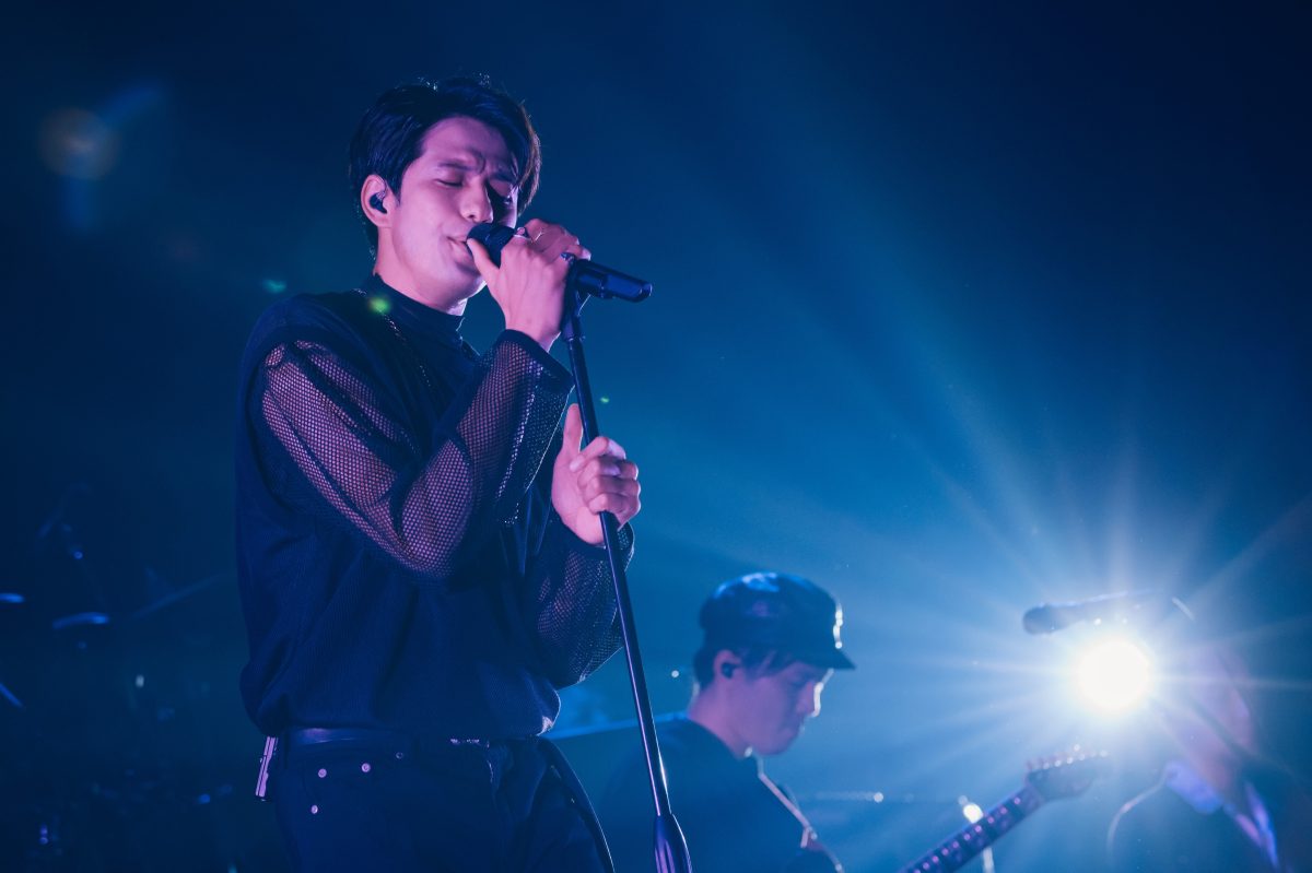 MORISAKI WIN（森崎ウィン）、12人編成のビッグバンドとのワンマンライブ「MORISAKI WIN GIG」、熱いセッションで観客を ...