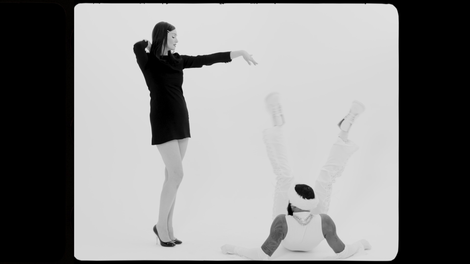 RHYME SOがイギリスの伝説的なポップスター”Sophie Ellis-Bextor”を迎えマルコム・マクラーレンのカバー楽曲 ”DEEP ...